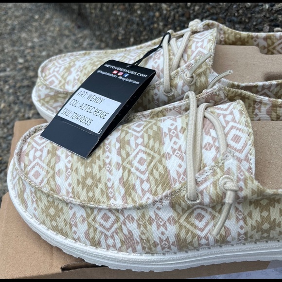 Hey Dude | Shoes | Hey Dude Shoes Wendy Aztec Beige Buckle Exclusive ...